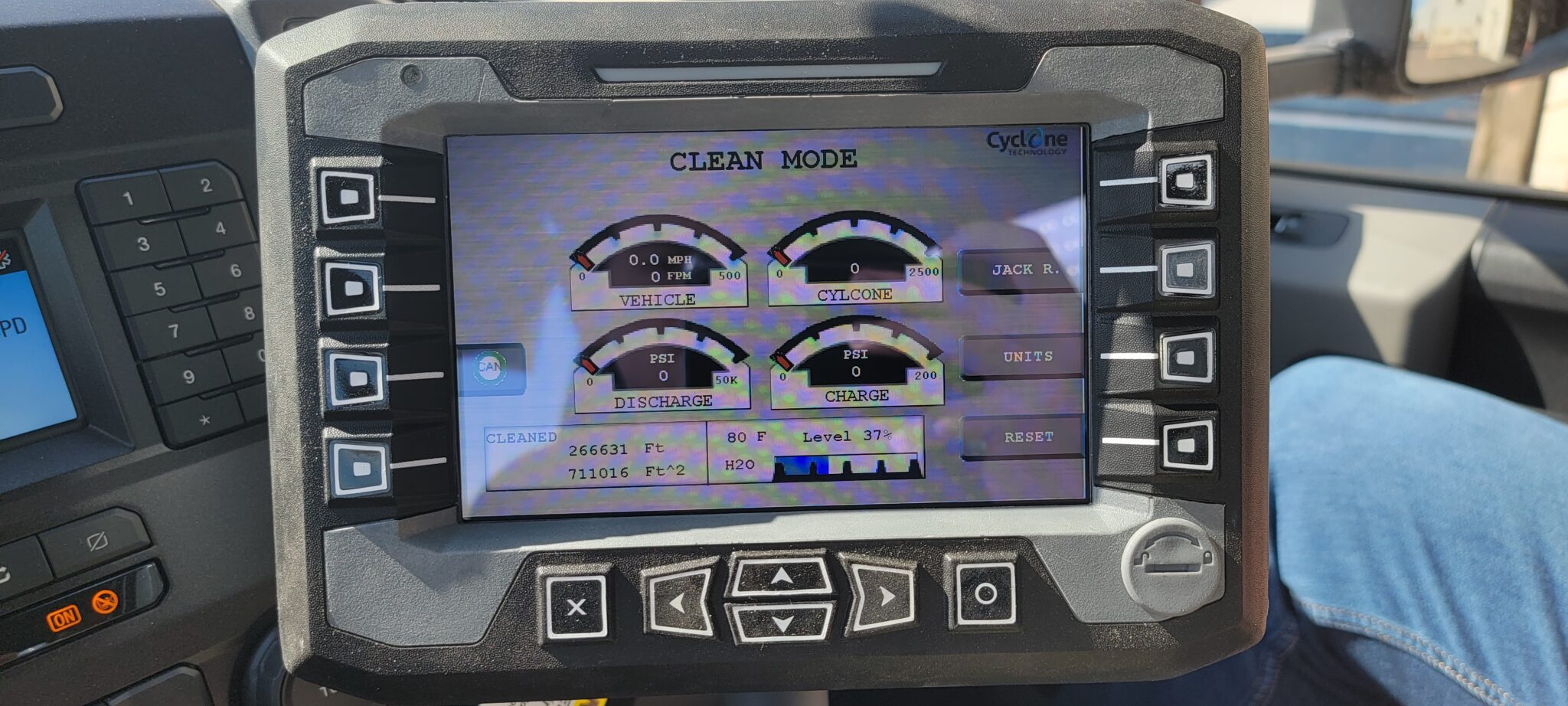 4006AC – cyclonetechnology